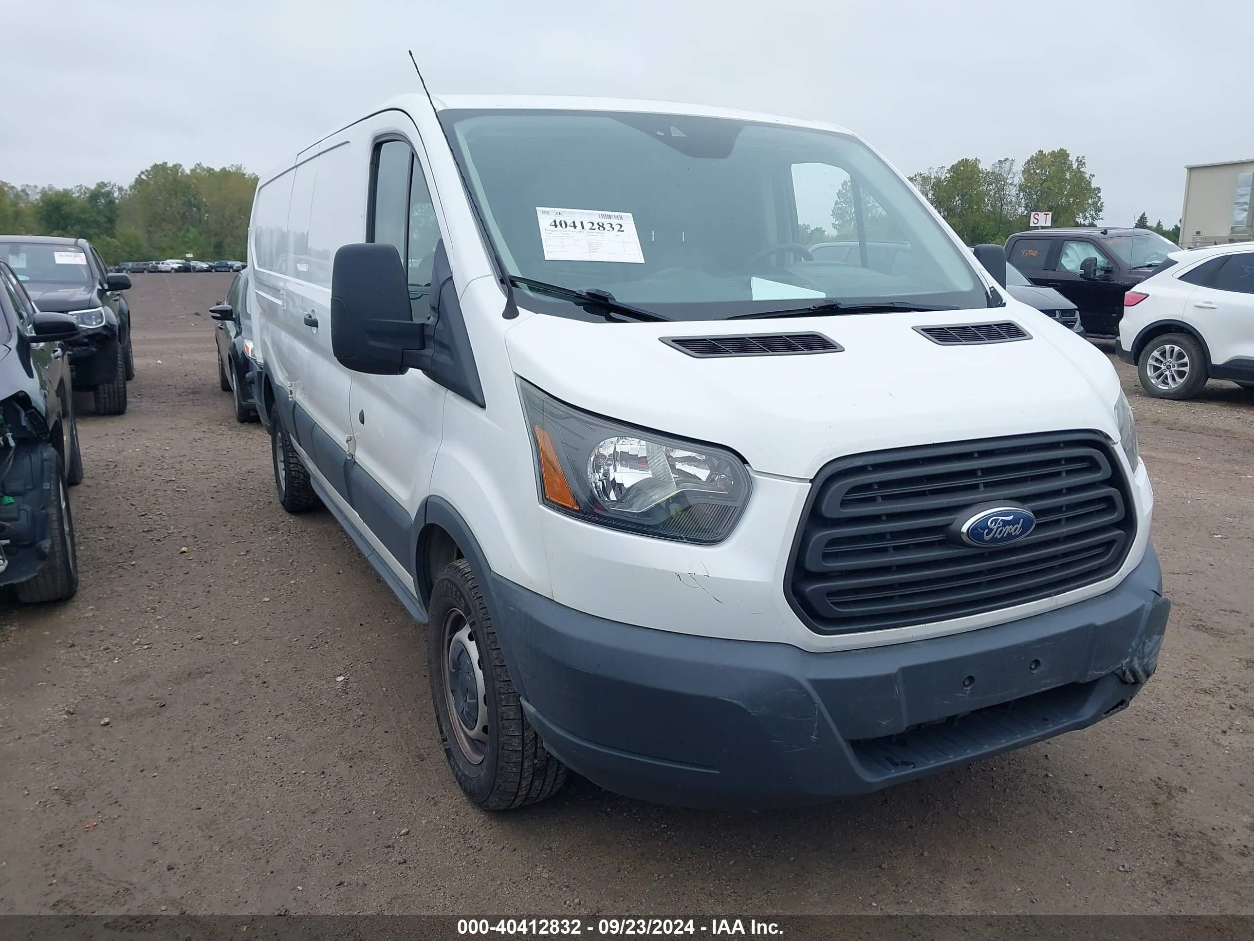 Price & History 2016 Ford Transit-250 3.7l V-6 Dohc, Vvt, 270hp vin ...