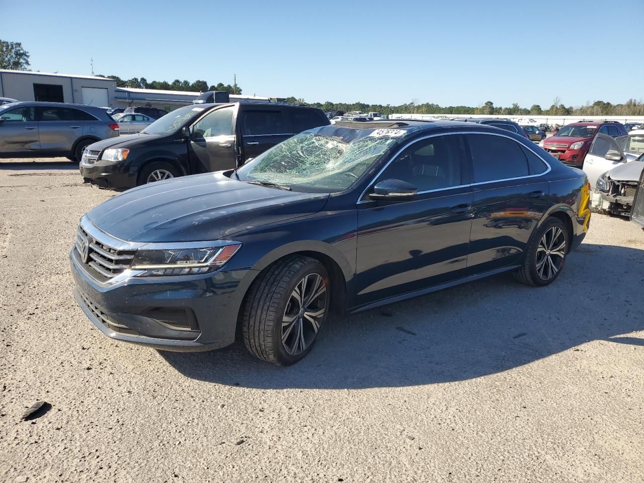 Price & History 2021 Volkswagen Passat Se 2.0l 4 vin: 1VWSA7A38MC006153 ...