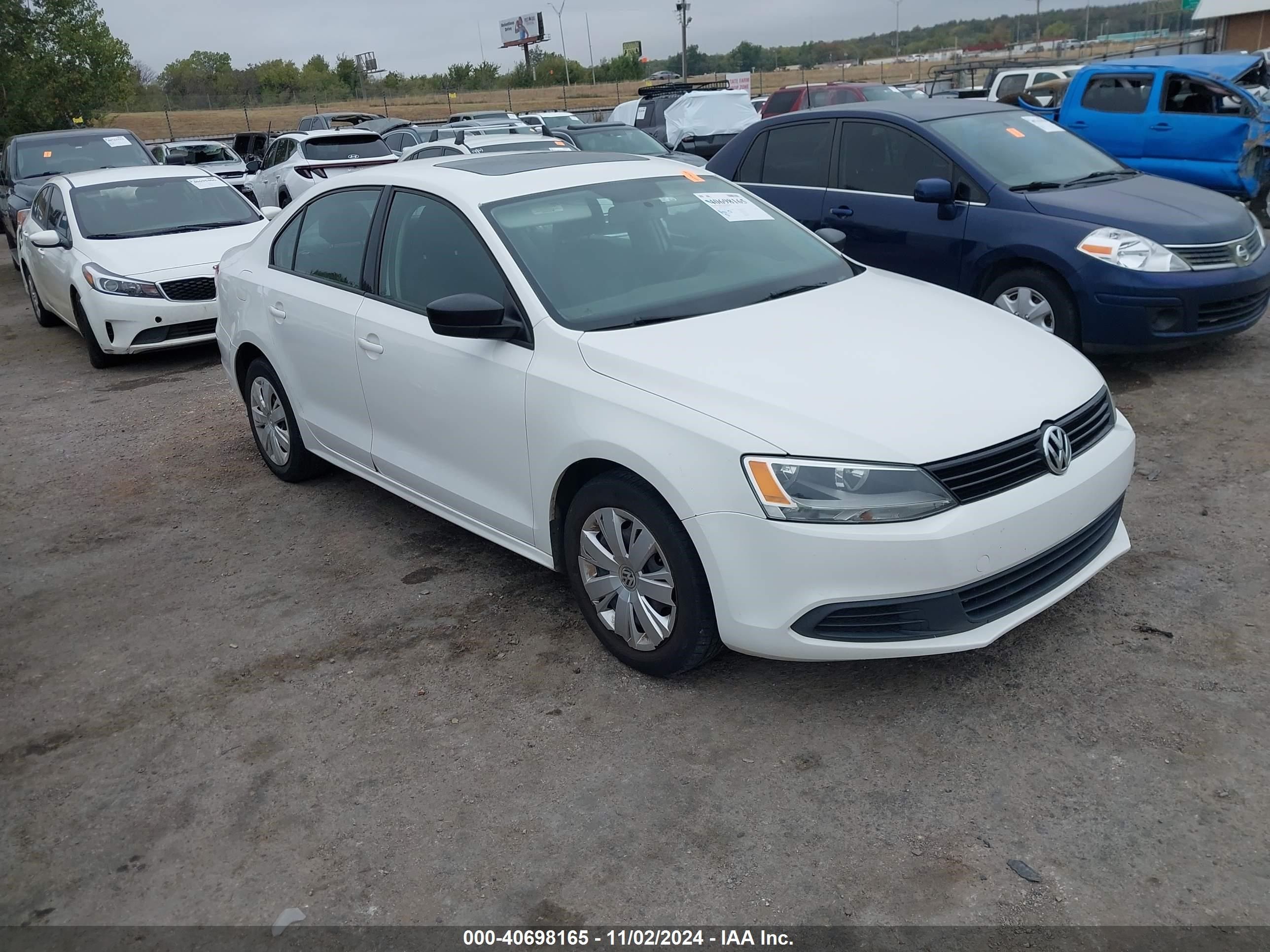 Price & History 2012 Volkswagen Jetta 2.0l S 2.0l I-4 115hp vin ...