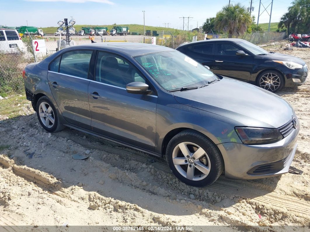 Price & History 2013 Volkswagen Jetta 2.0l Tdi 2.0l I-4 Di, Dohc, Turbo ...