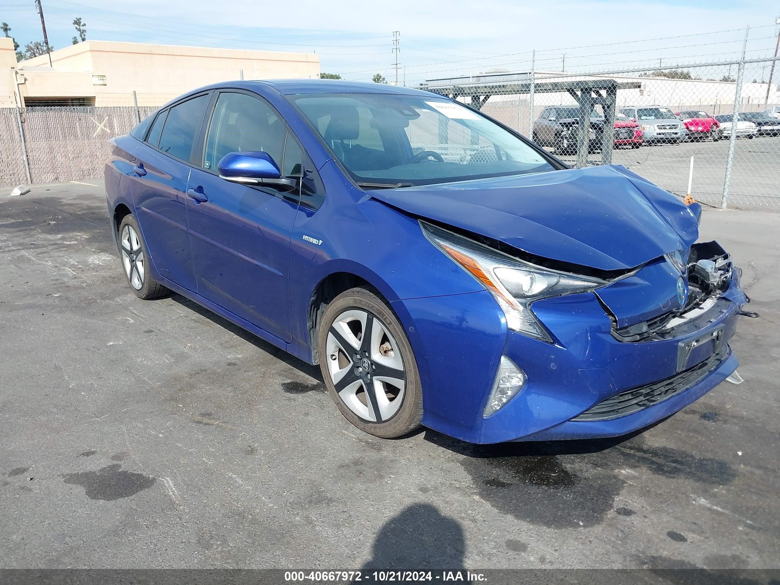 Цена и история 2018 Toyota Prius Three Touring 1.8l I-4 Dohc, Vvt, 95hp ...