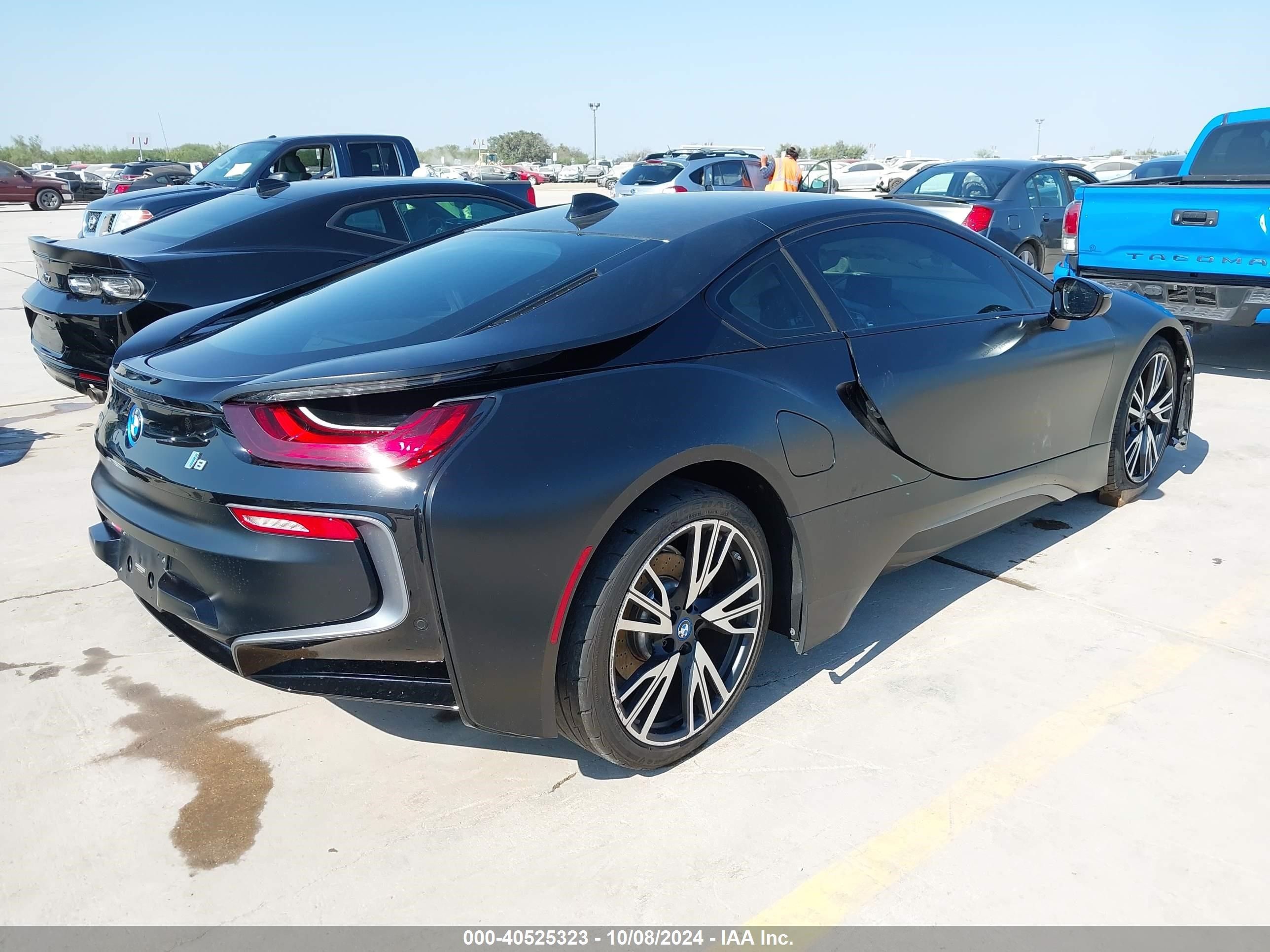 Price & History 2017 Bmw I8 1.5l I-3 Di, Dohc, Vvt, Turbo, 228hp vin: WBY2Z2C36HV676644 ...