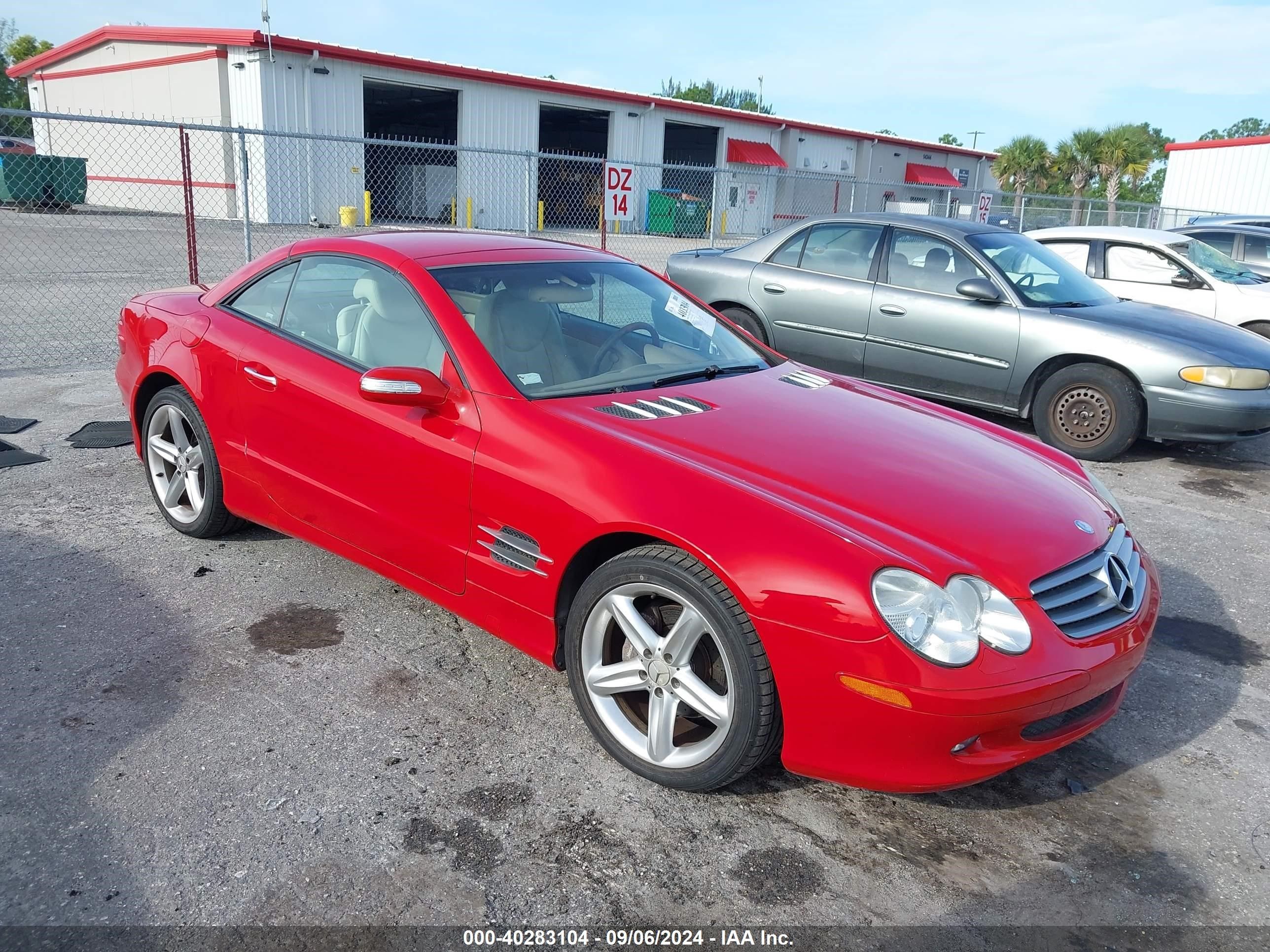 Price & History 2004 Mercedes-benz Sl 500 5.0l V-8 , 302hp vin ...