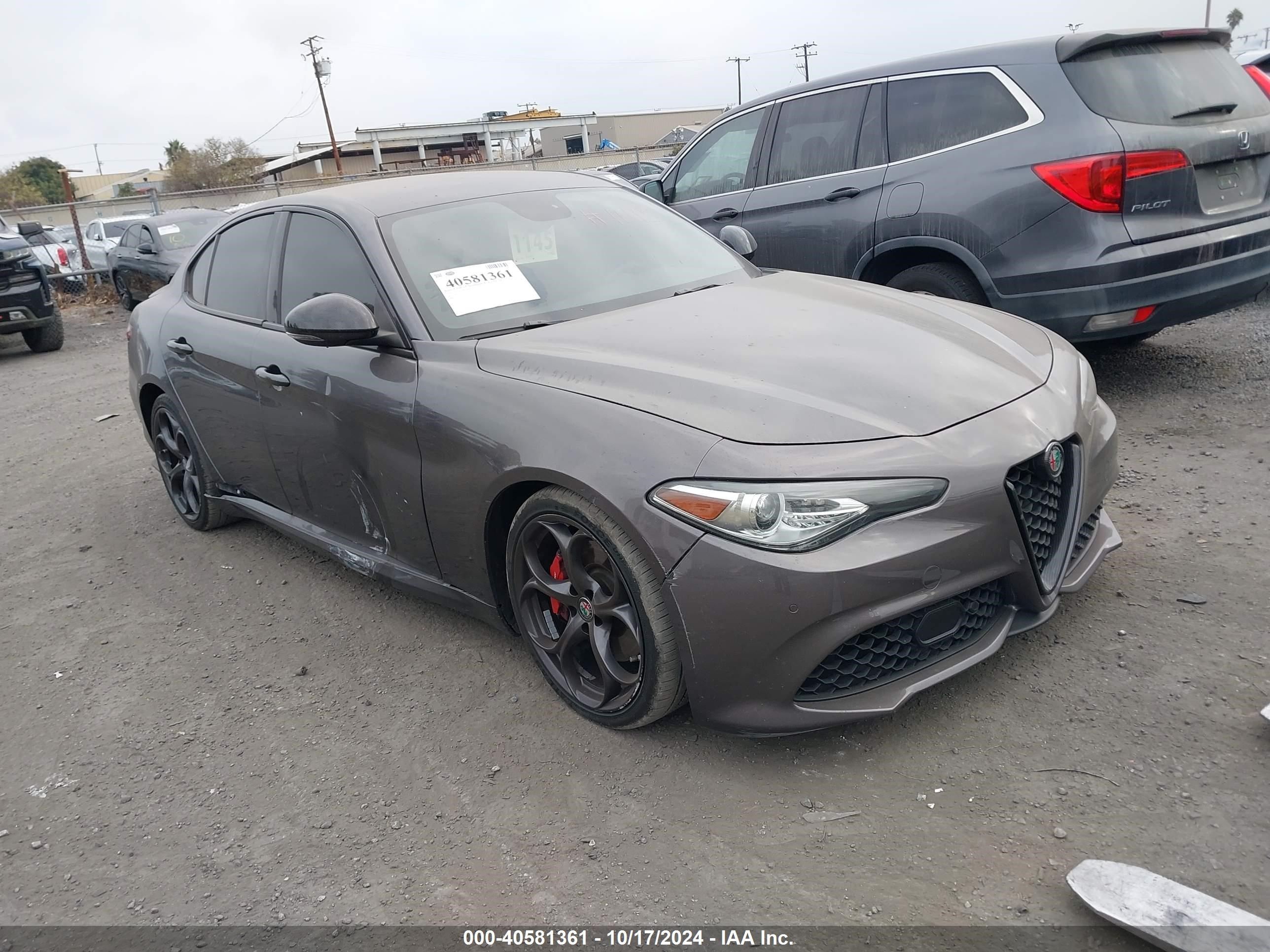 Price & History 2018 Alfa Romeo Giulia Ti Sport Rwd 2.0l I-4 Di, Vvt ...